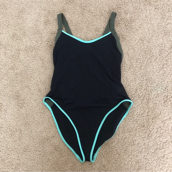 L Space Swim Lspace One Piece Swimsuit Womens Size 8 Poshmark